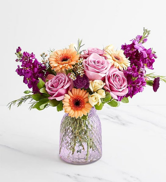 Send Stunning USA Bouquet Flowers | Fast Delivery – Black Petals