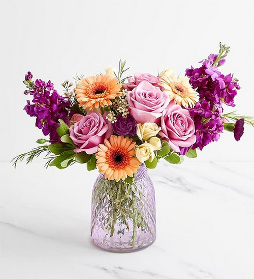 Send Stunning USA Bouquet Flowers | Fast Delivery – Black Petals